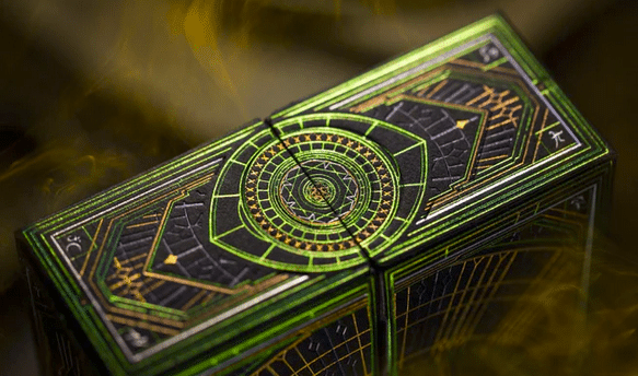 Doctor Strange V2 (PVC, Gold Gilded) Mirror Dimension Playing Cards ...