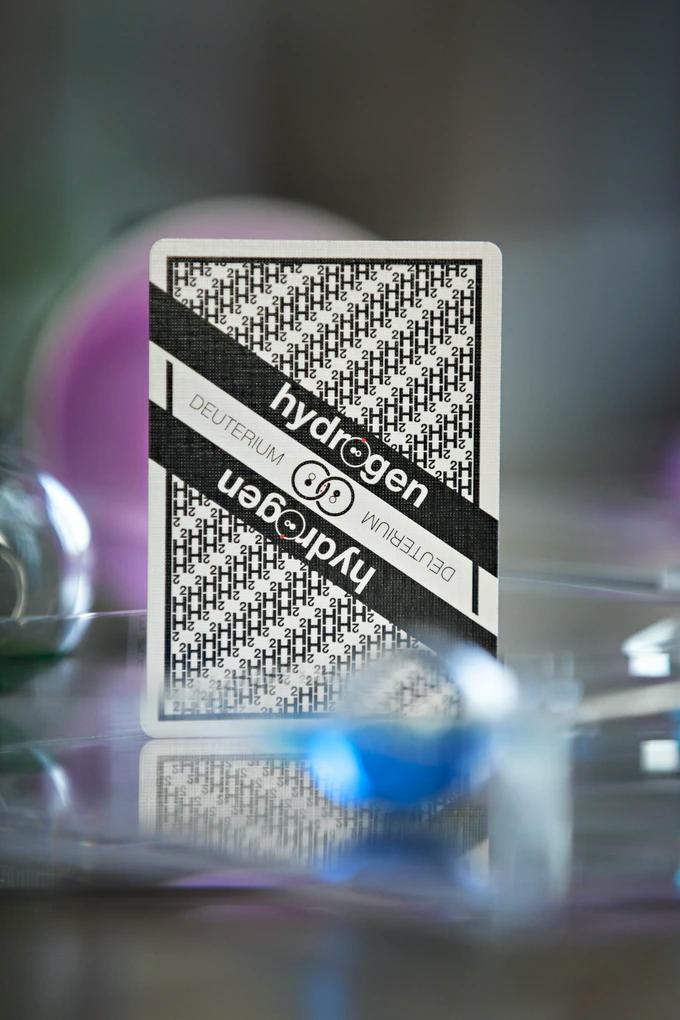 Hydrogen V2 (Deuterium Isotope) by Elemental Playing Cards | X-Decks ...